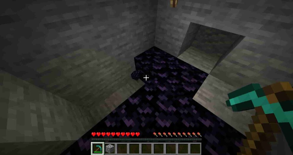 How To Make Obsidian In Minecraft Safely & Easily